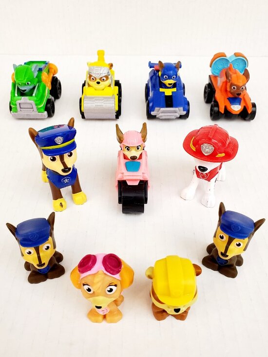 Paw Patrol | Toys | Paw Patrol The Mighty Movie Pup Squad Racers Themed ...